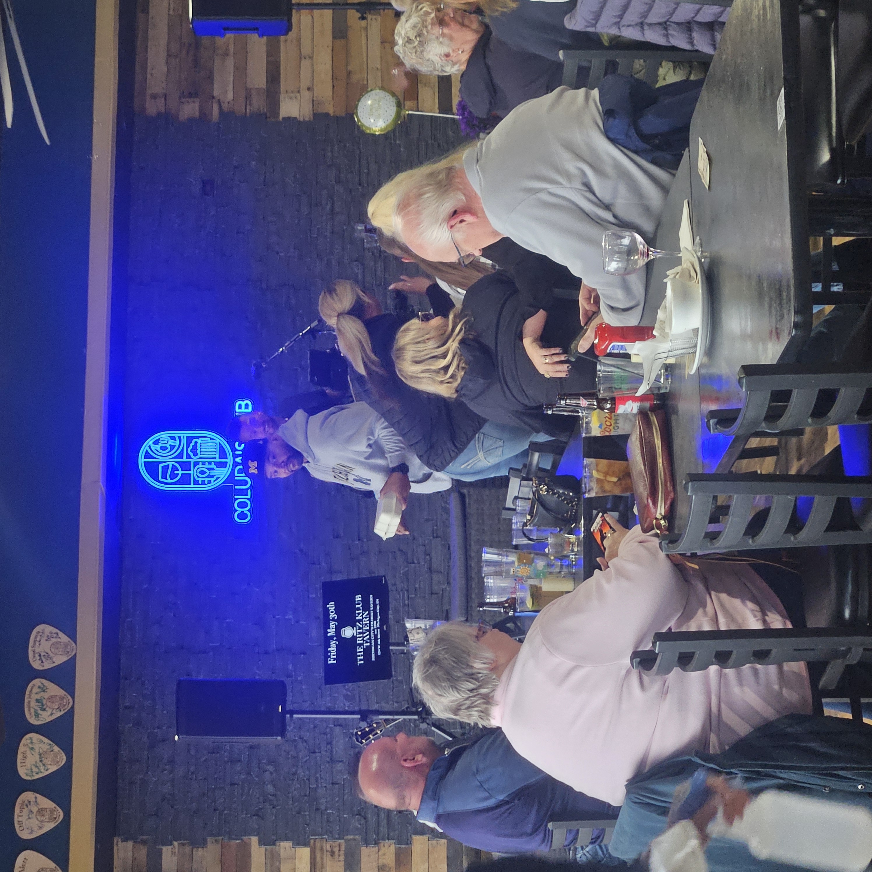 ColupasPub - Neighborhood Pub in Granger, Indiana