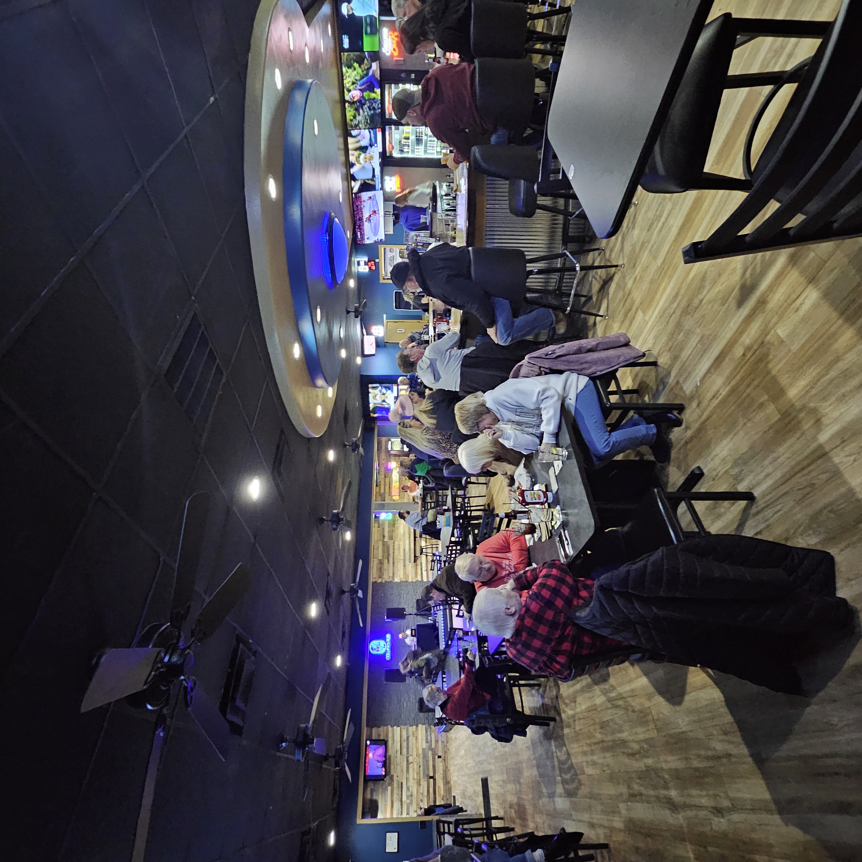 ColupasPub - Neighborhood Pub in Granger, Indiana