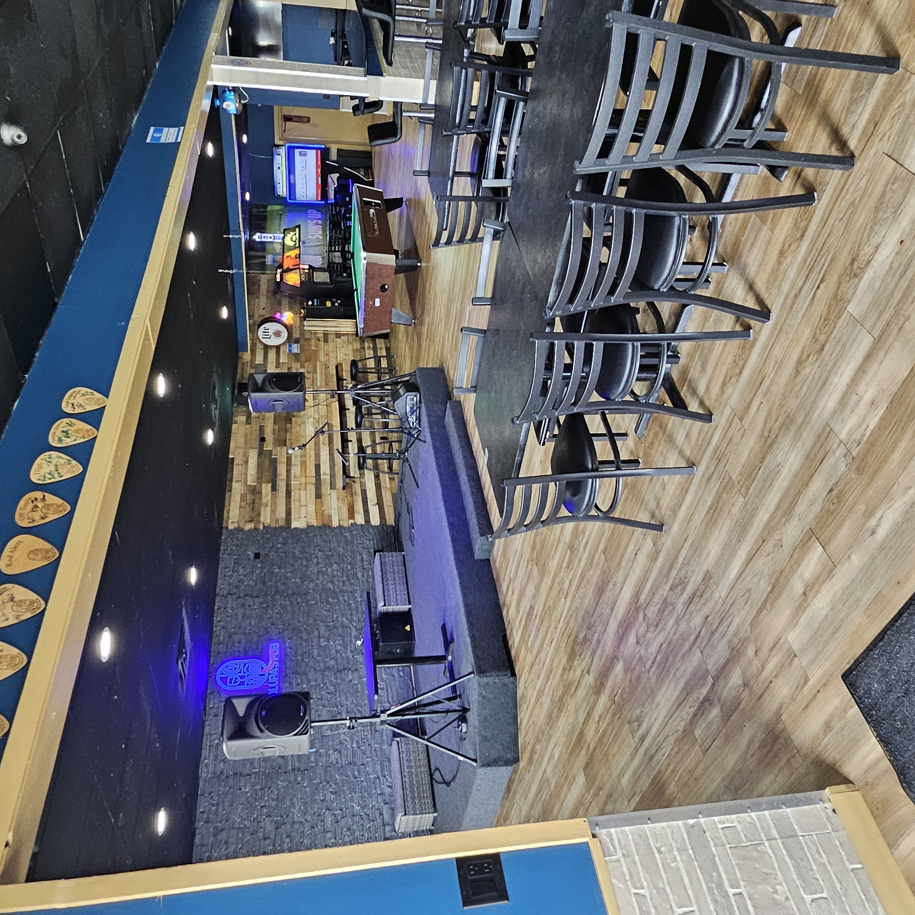 ColupasPub - Neighborhood Pub in Granger, Indiana
